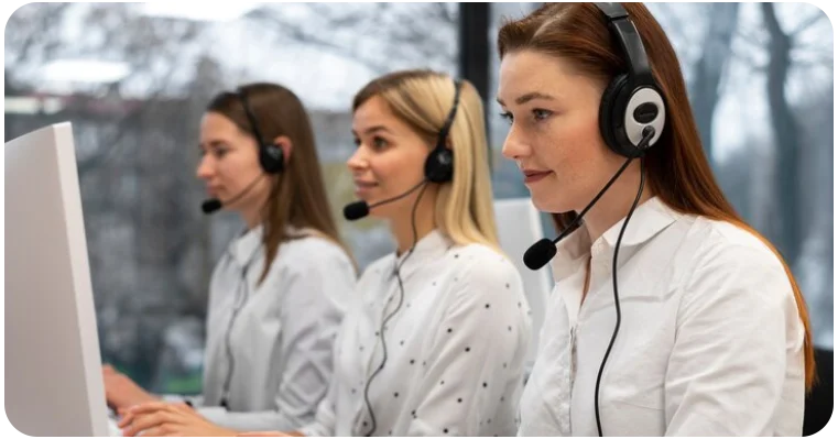Top 7 Service Desk Platforms to Streamline Operations in 2025